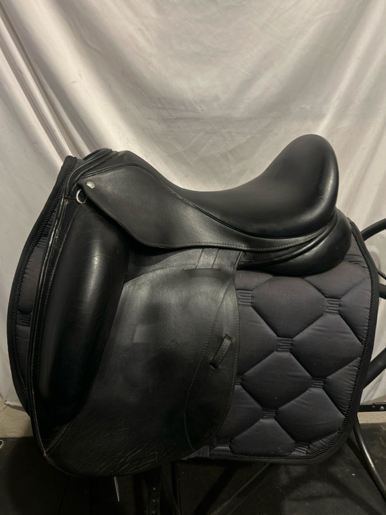 Custom Saddlery Icon Flight Seat Size 17 Black Buffalo Leather Dressag ...